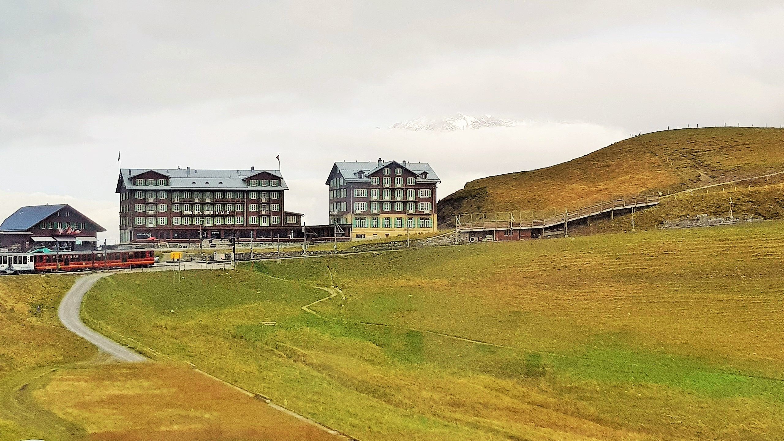 Travelling on The JB Railway) (Jungfraubahn/The Jungfrau Railway ...