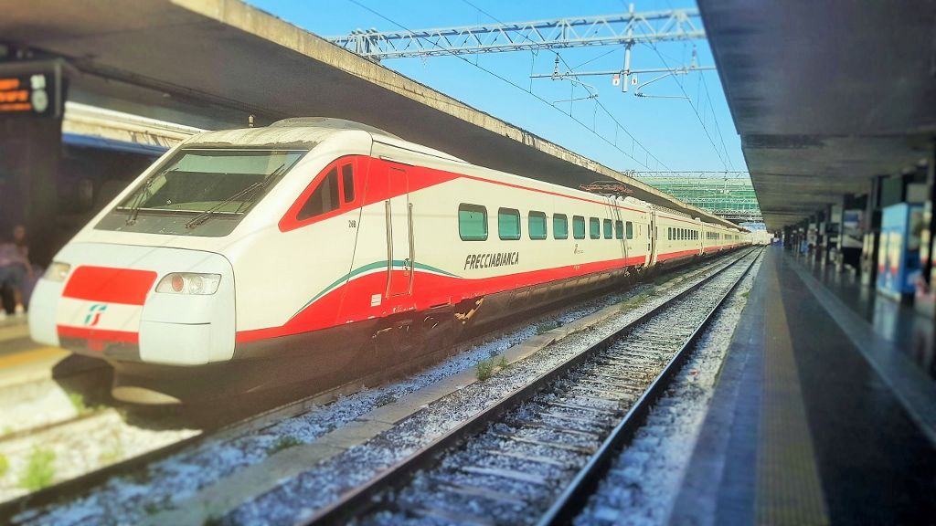 Travelling on Italian Trains | ShowMeTheJourney