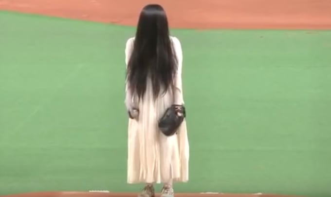 Bloodcurdling baseball - stoppress.co.nz