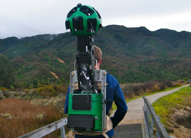 Google's trekker dons a silly backpack - stoppress.co.nz