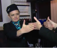 Air New Zealand mixes safety with largesse in Oz, as second grabaseat ...