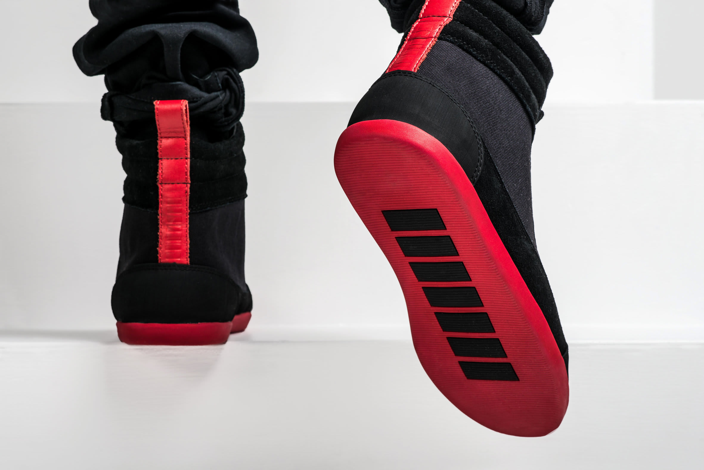 Capturing the essence of a shoe: Designworks and Yours combine art and ...