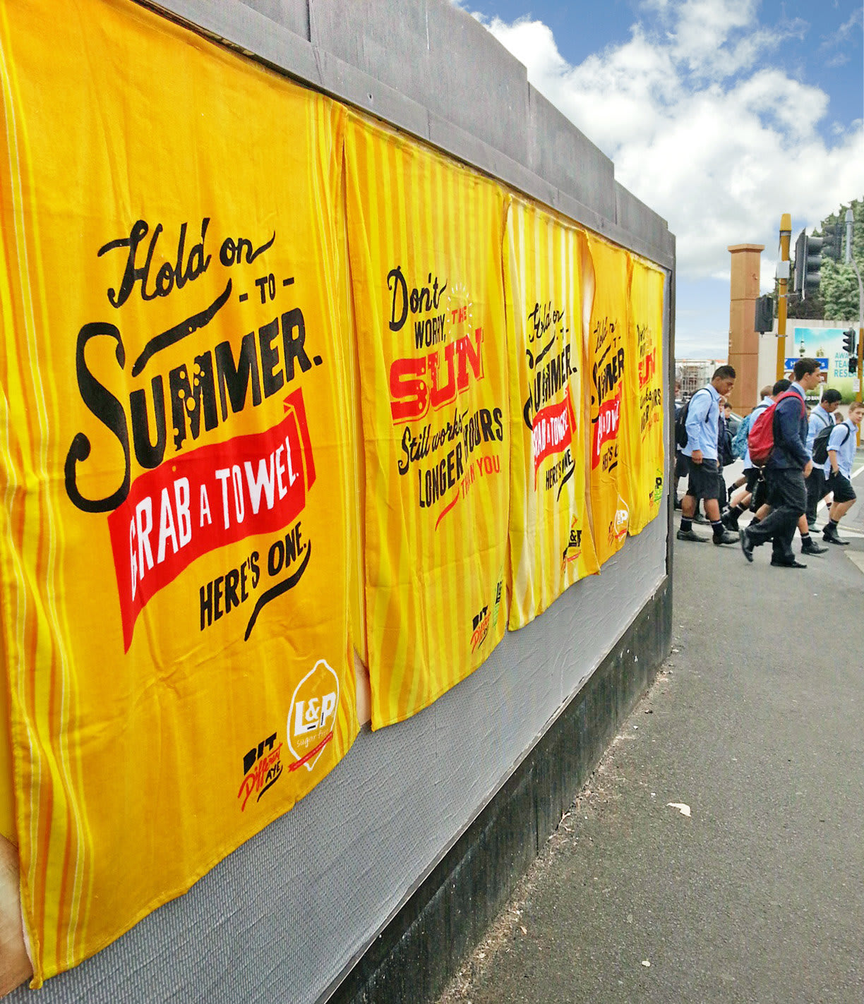 Jandals in posters: Saatchi keeps the summer going with new L&P ...