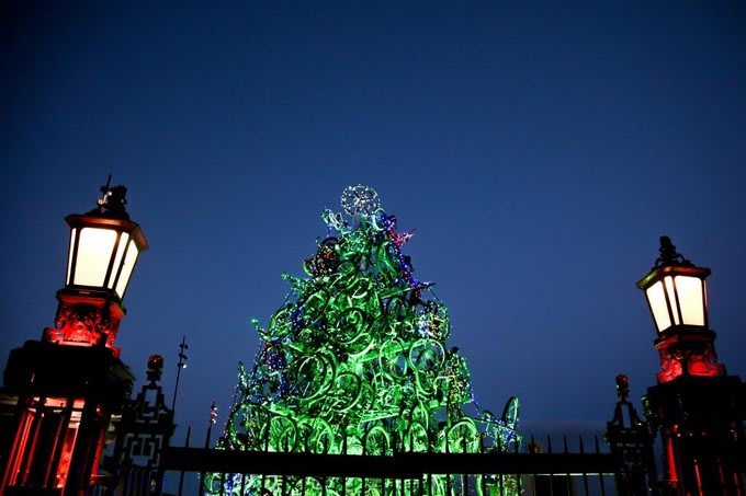Childfund NZ delights Aucklanders with litup Christmas bicycle tree ...