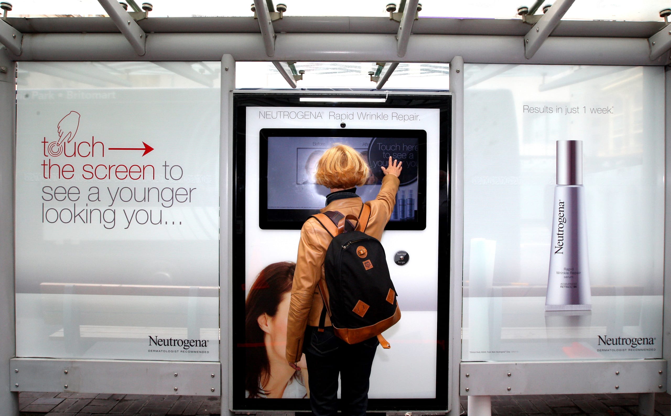 Photoshop in real life: Neutrogena's digital Adshel attempts to wind ...