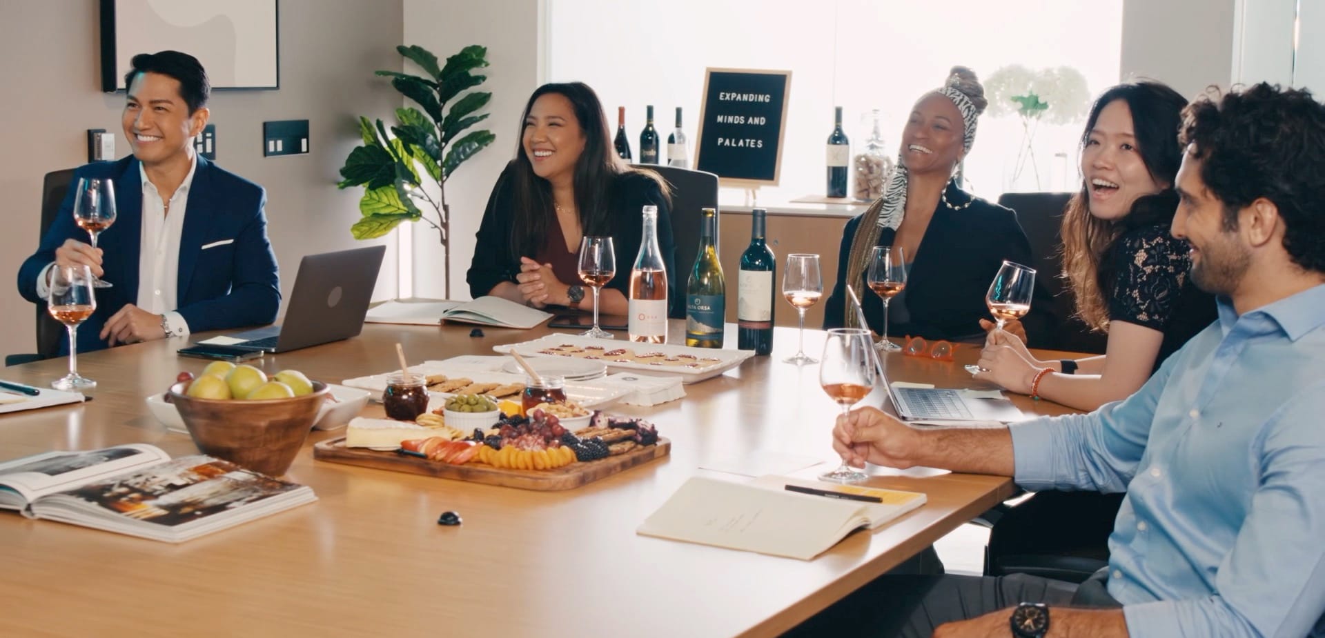 Book Your Next Corporate Wine Tasting Event | Sommsation