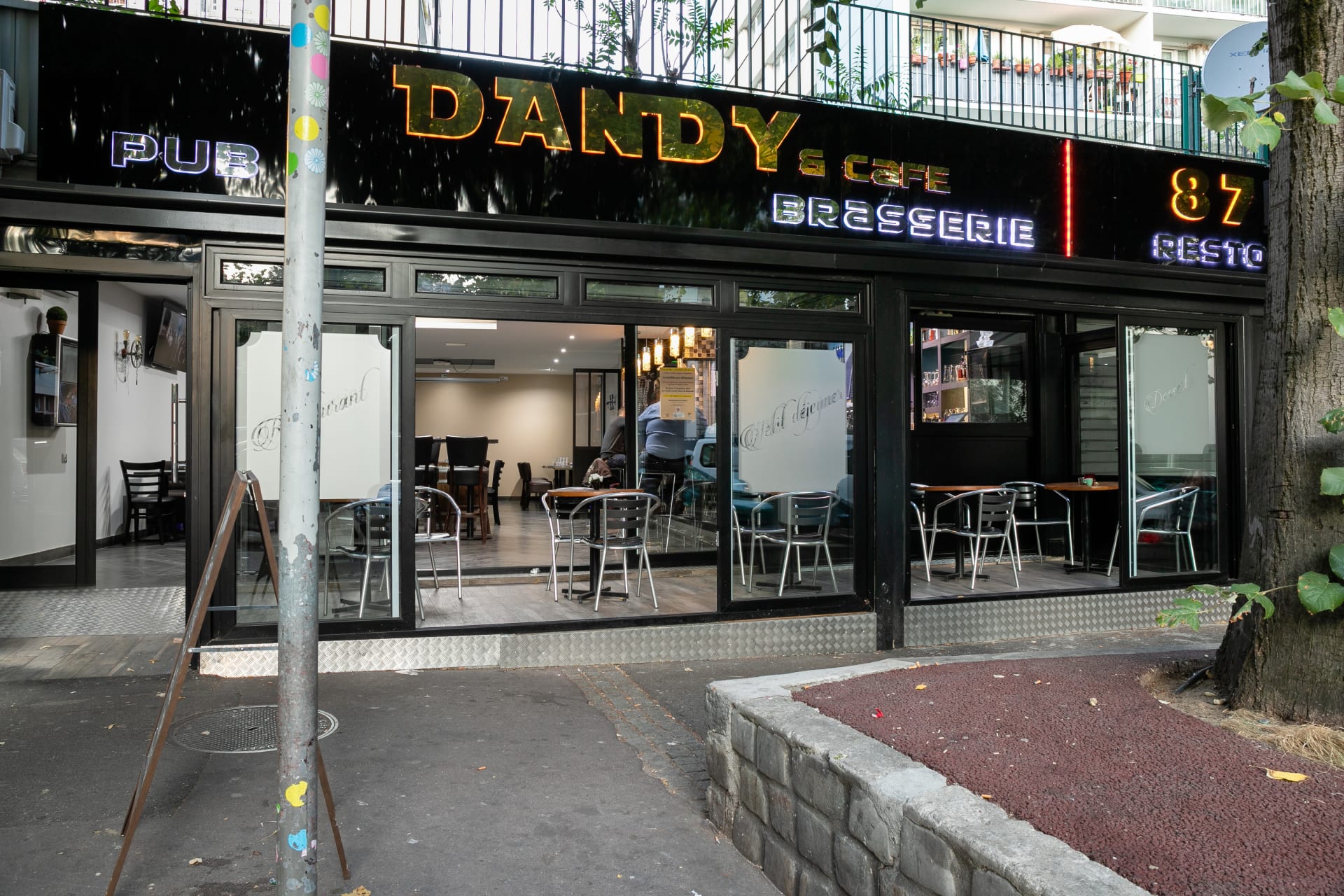 Privatisation Dandy Café - Photos | Offres | Devis en ligne