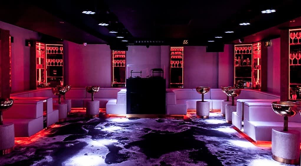 Privatisation Le Baron Paris - Photos | Offres | Devis en ligne