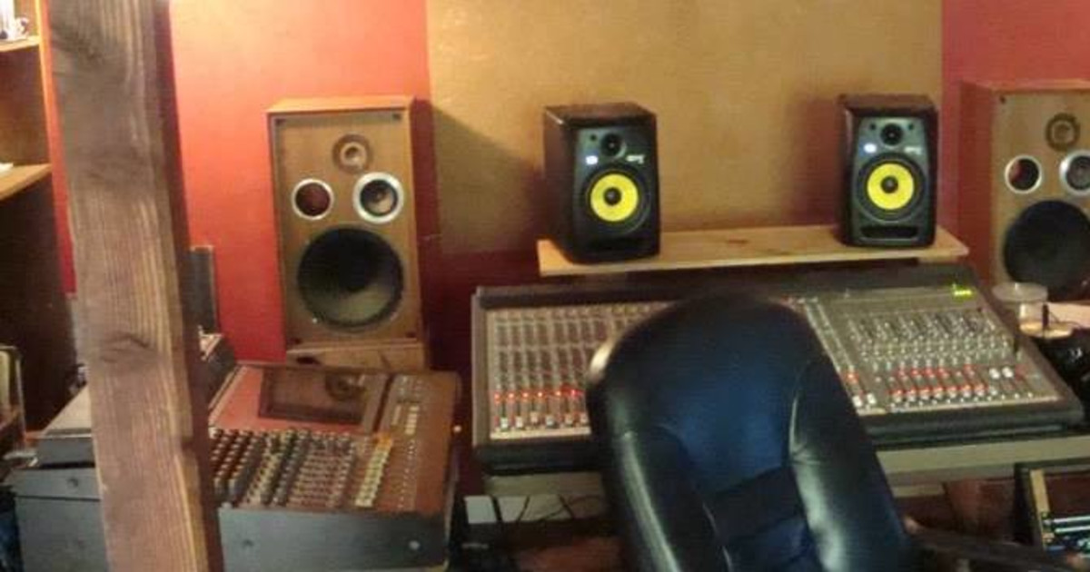 Cosmic Sandbox Recording/Vibe Control Studios - Sound Design, Producer ...