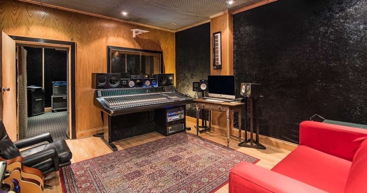 Ventura Soundhouse Productions - Online Mixing - London | SoundBetter