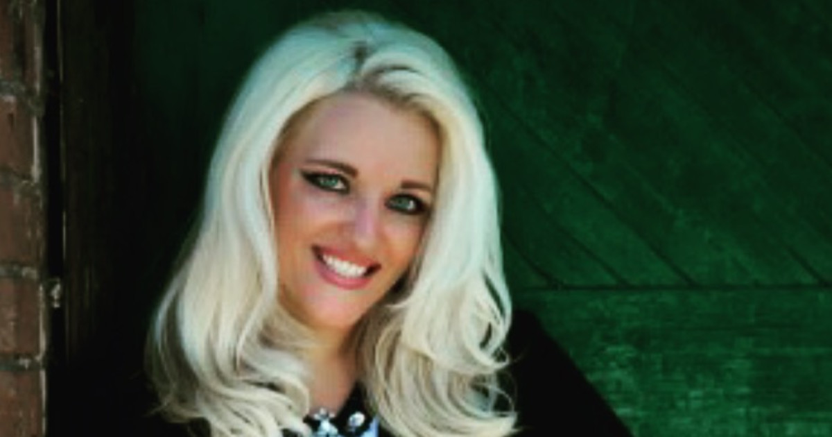 Chevi Taylor - Demo singer and songwriter - Los Angeles International ...