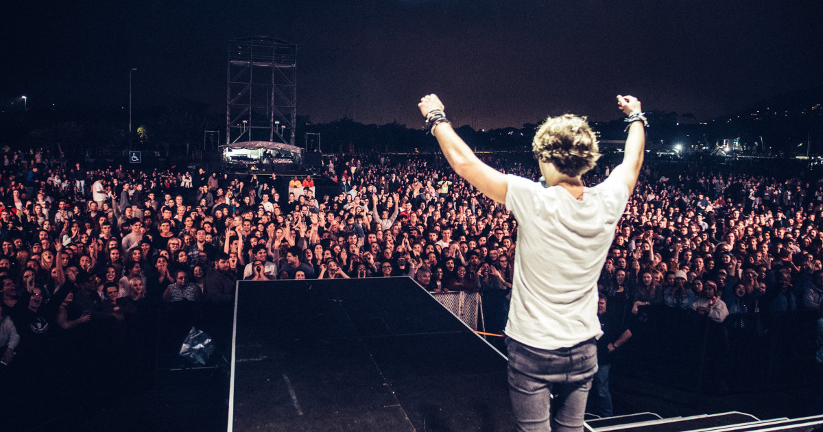 Jake Bennett - Songwriter, Singer, Performer. - Los Angeles | SoundBetter