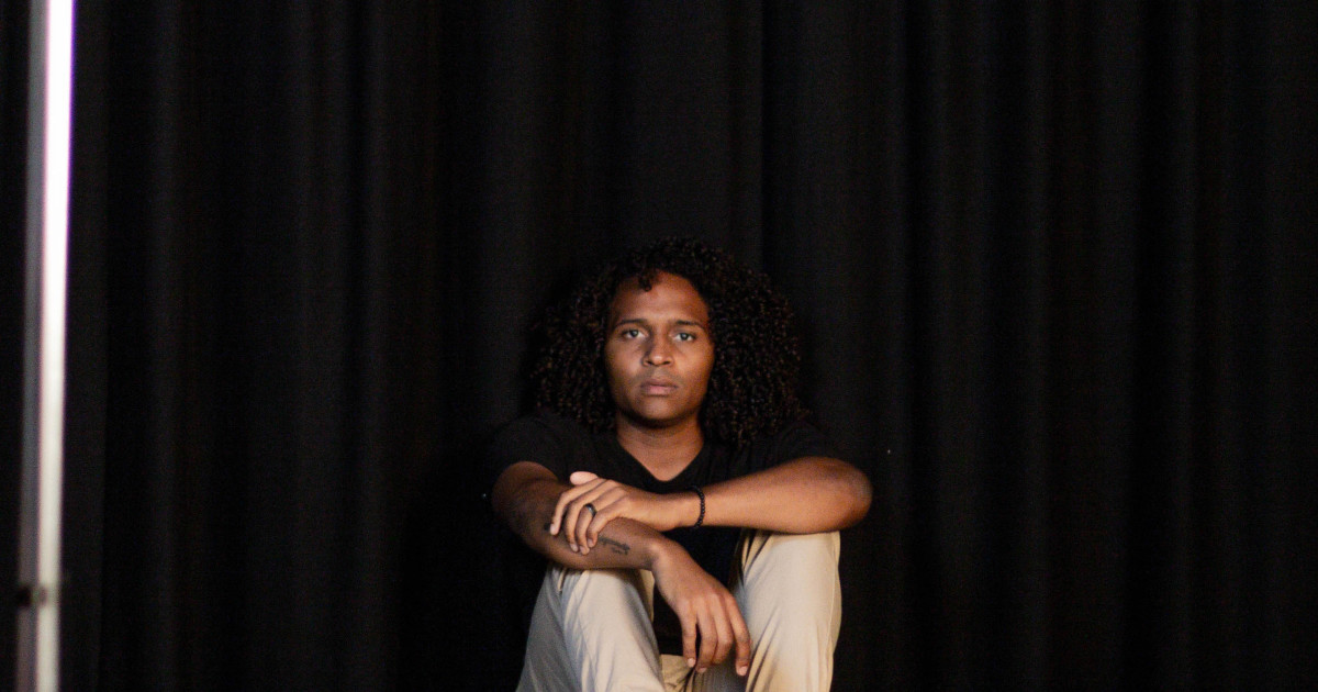 John Davis - Singer, Songwriter, Vocalist - Sydney NSW | SoundBetter