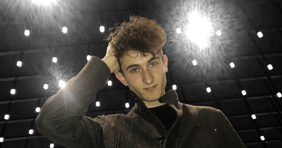 Leon - Singer, Producer, Artist :) - Konstanz | SoundBetter