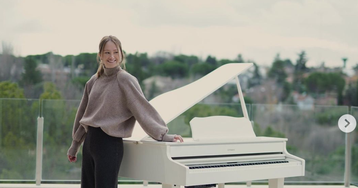 Sara Abad - 'Singer', 'Songwriter', - Los Angeles | SoundBetter