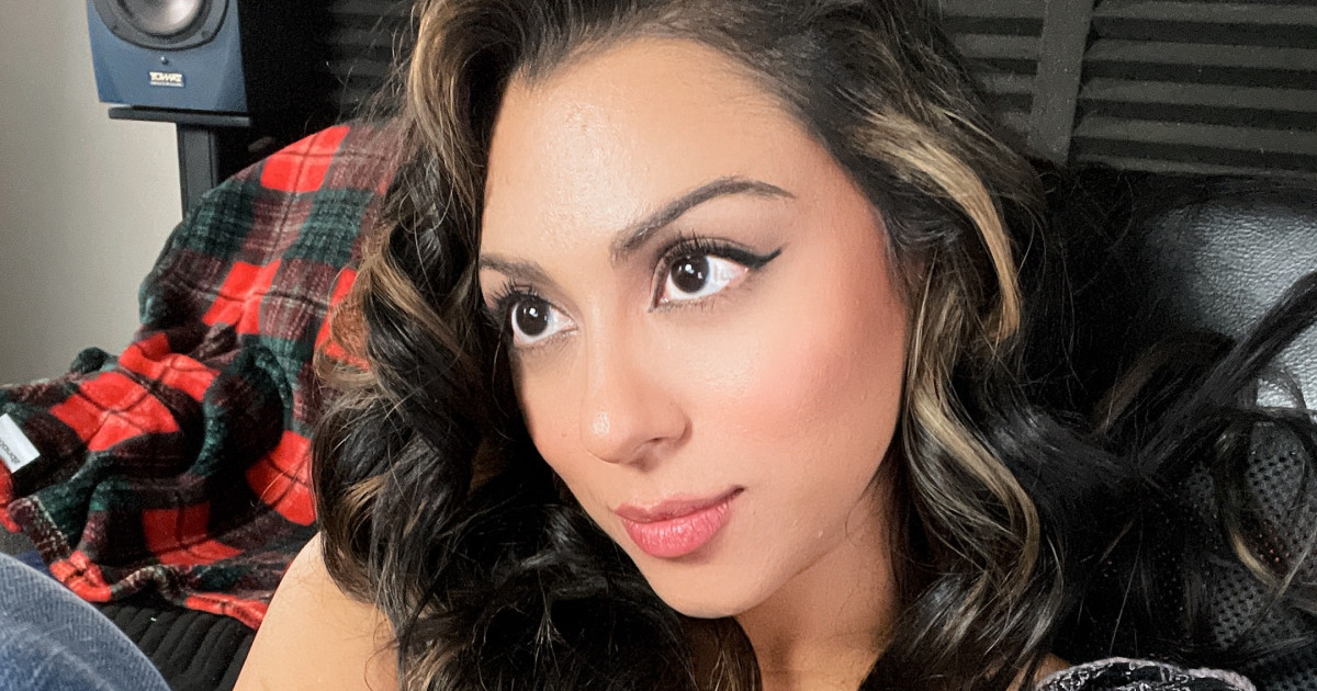 Dayna Donna - Singer-songwriter, Indi Artist - San Francisco Bay Area ...