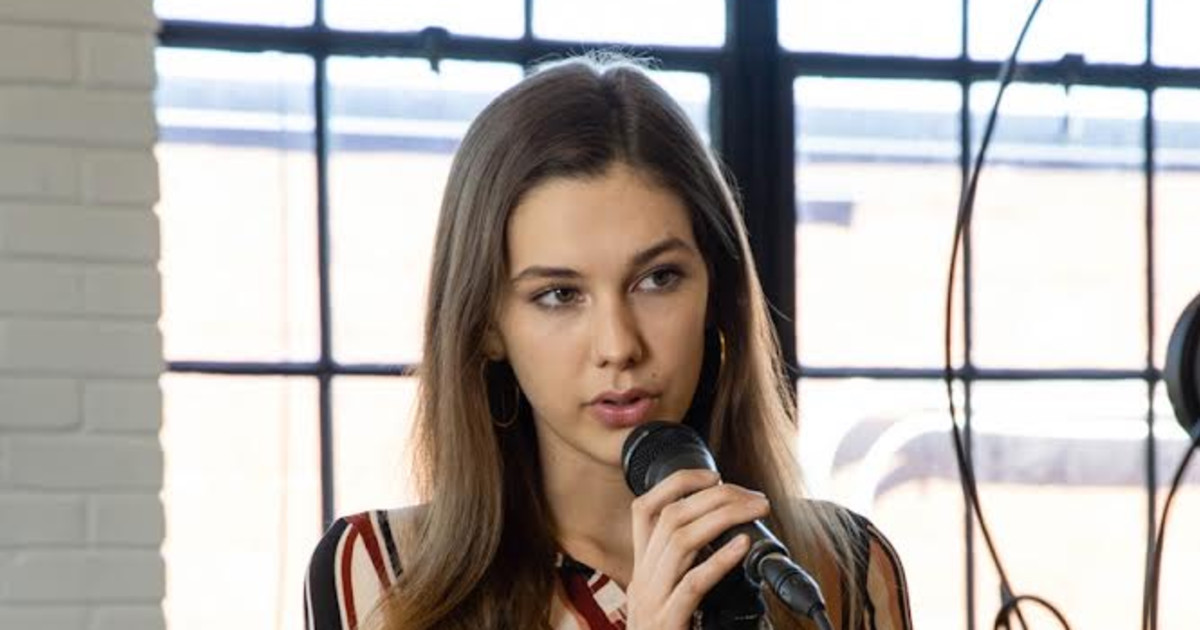 Gloria Glow - Pop / Indie Topliner for hire - Toronto | SoundBetter