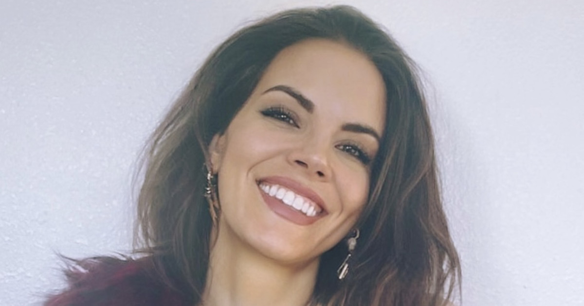 Elle - Singer / Lyricist - Los Angeles | SoundBetter