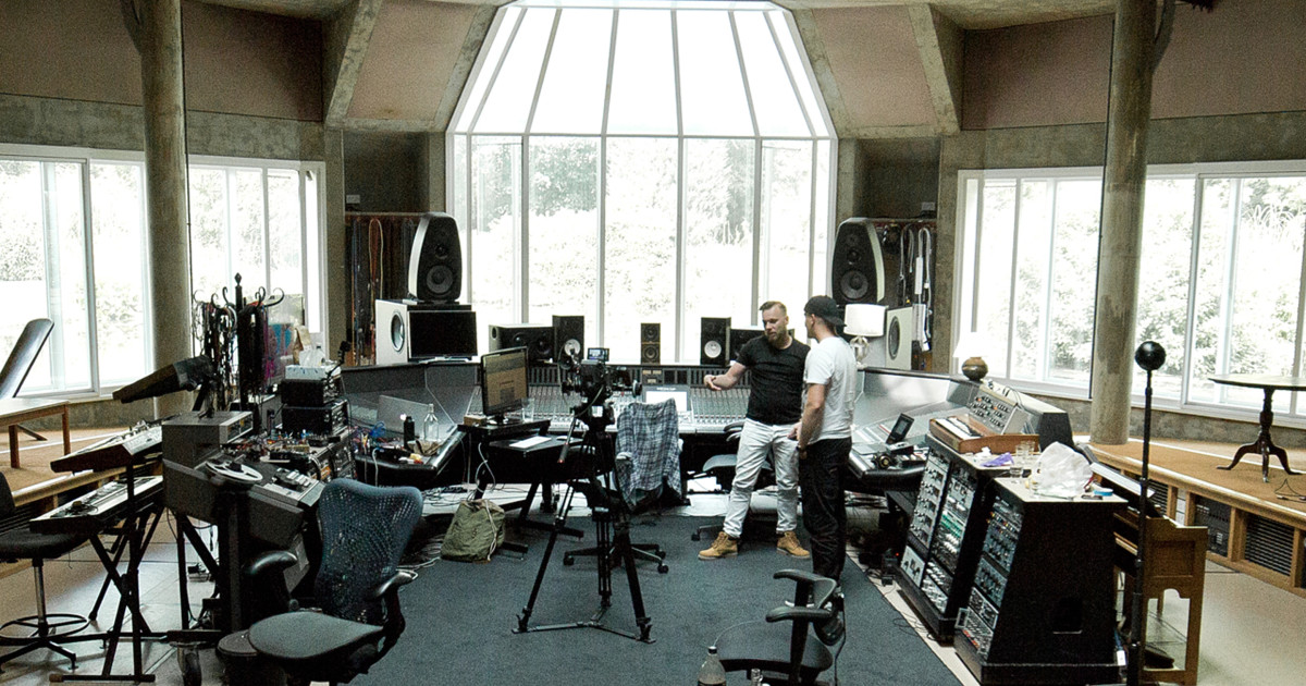 dipsy - Producers / songwriter - London | SoundBetter