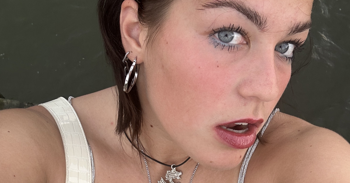 Ananda - I am a singer, pop singer - New York | SoundBetter