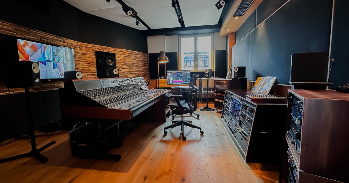 Guy Sternberg - Atmos mixing, Mixing - Berlin | SoundBetter
