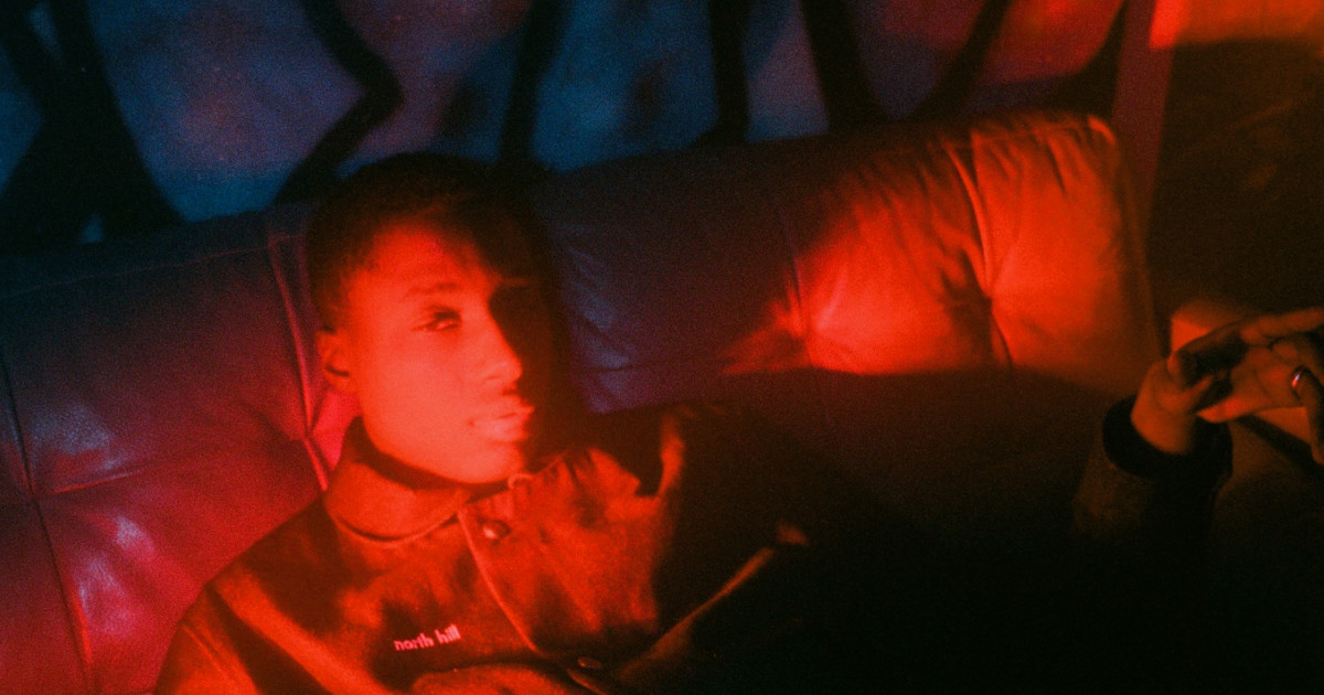 AVC - UK Singer / Songwriter - Paris | SoundBetter