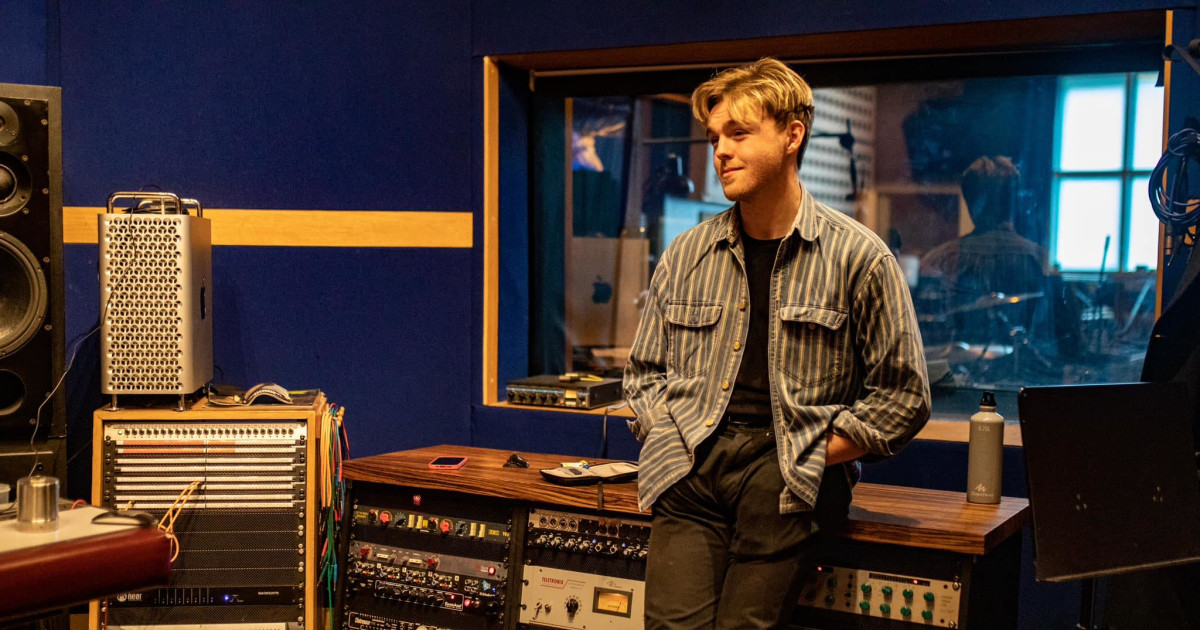 Chris Vince - Pianist and Songwriter - Brighton | SoundBetter