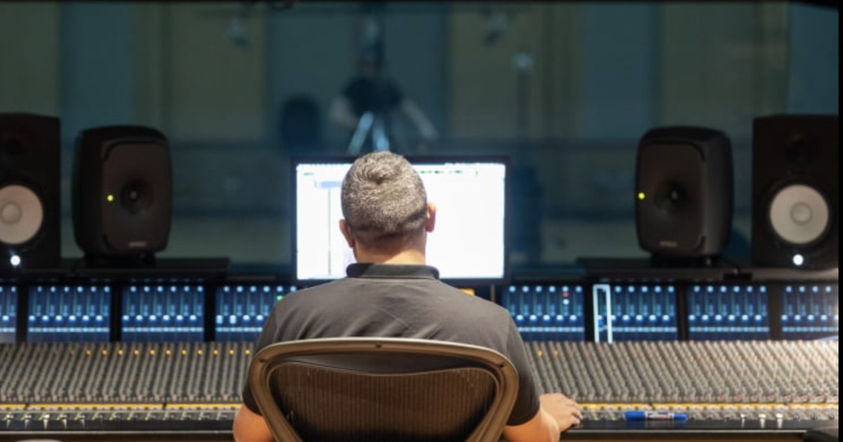 David UPHitMusic Production - Music production, Mixing - Oslo | SoundBetter