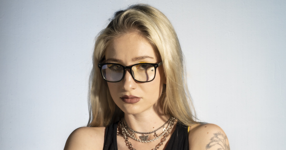 Lina Cooper - Pop/Rock Songwriter & Producer - Los Angeles | SoundBetter