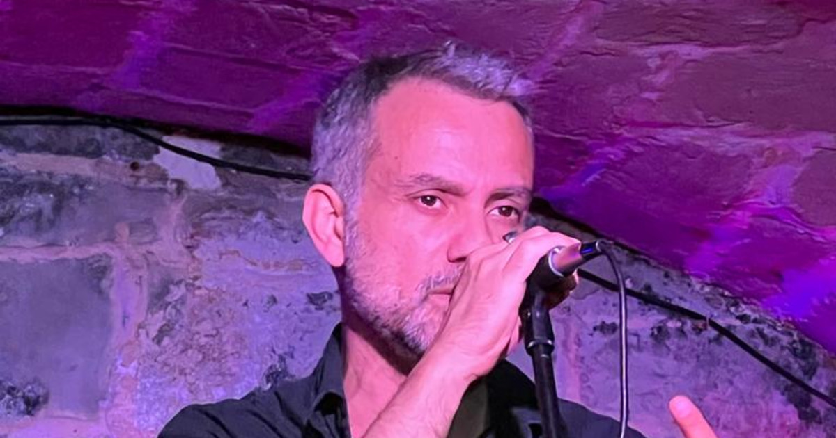 Frédéric Rose - Singer-Songwriter / Producer - Paris | SoundBetter