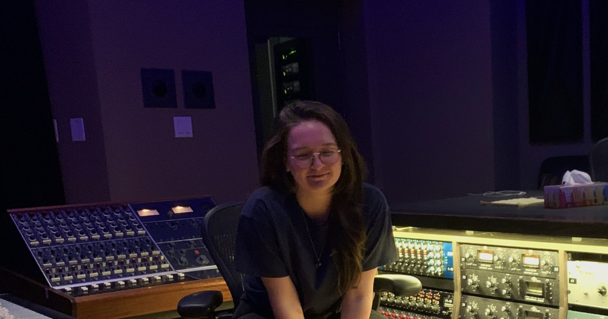 Zoe O - Engineer & Producer - Toronto | SoundBetter