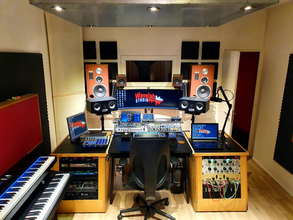 Wavelab Studio - Mixing and Mastering Engineer - Zürich | SoundBetter