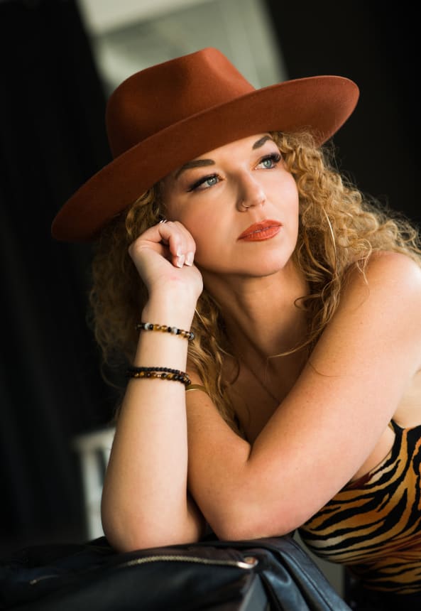 Shauna Madinah - Multi genre singer/songwriter - Los Angeles | SoundBetter