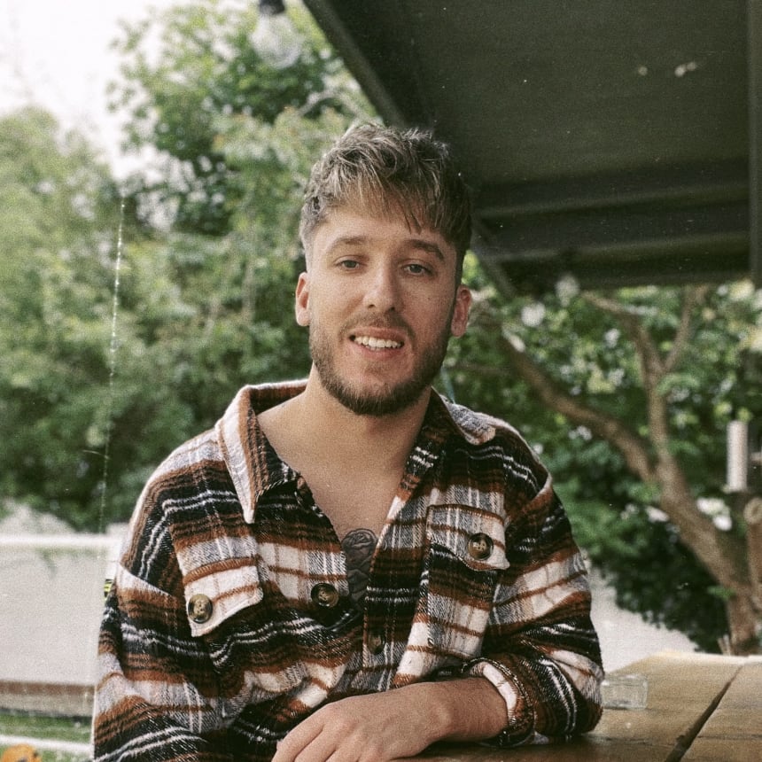 Hunter Kerr - Singer, Songwriter, Producer - London | SoundBetter