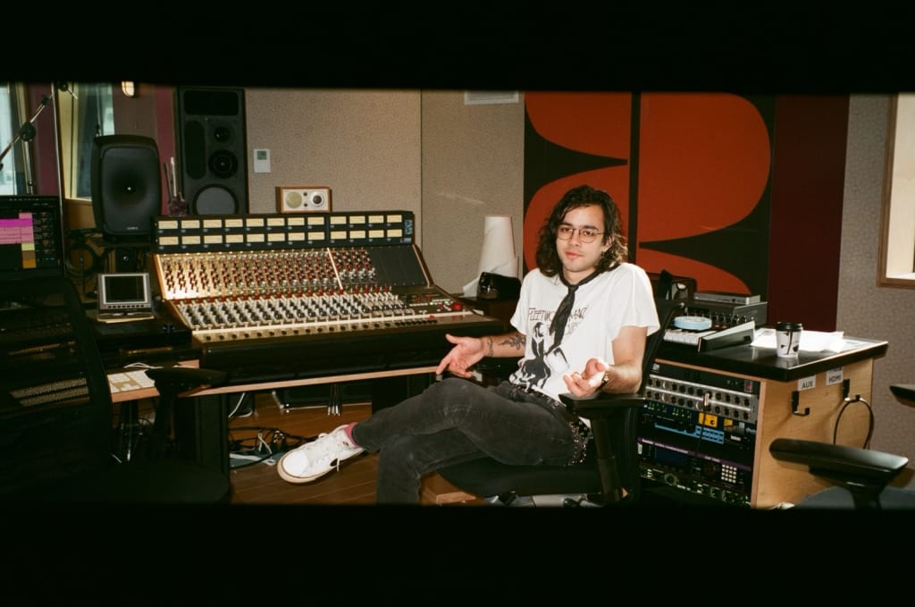 Jonathan Awad - Rock/Alternative Mixer - New York | SoundBetter