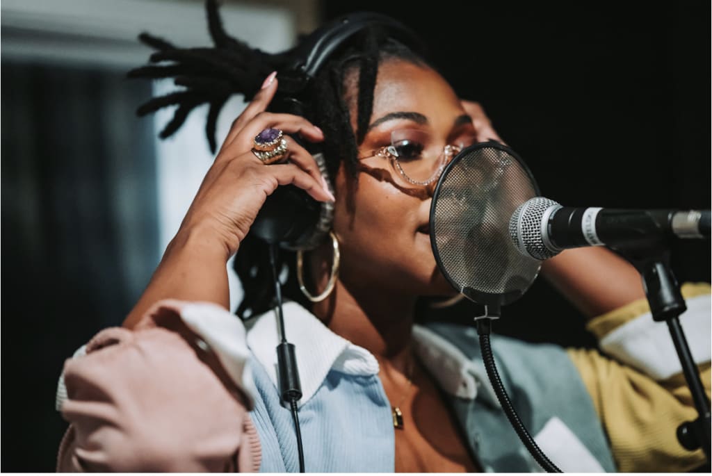 Ashley Paige - Female Singer - Los Angeles | SoundBetter