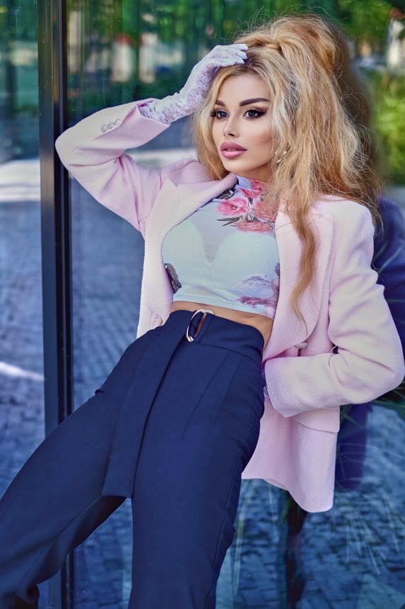 Slavena Tiger (Albastova) - Singer, songwriter - Prague | SoundBetter