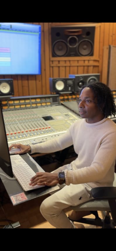 Chay Alexander Wright - Pop Producer; Mixing Engineer - Los Angeles | SoundBetter