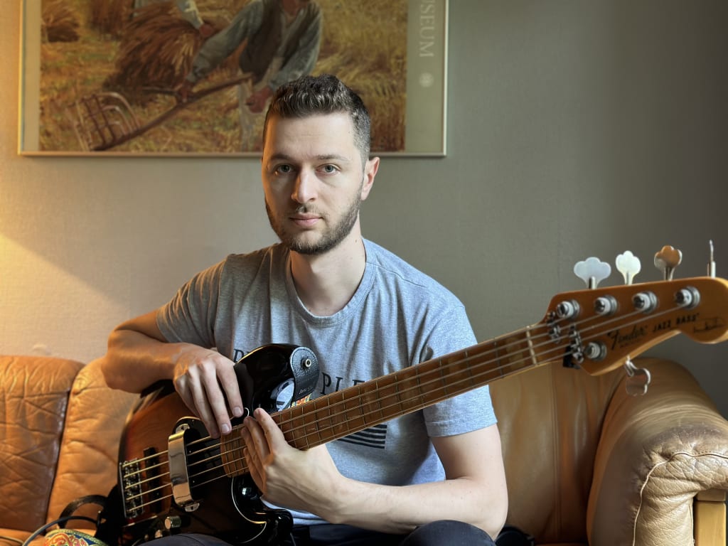 Elvis Seitablayev - Pop/Rock Session Bassist - Copenhagen | SoundBetter