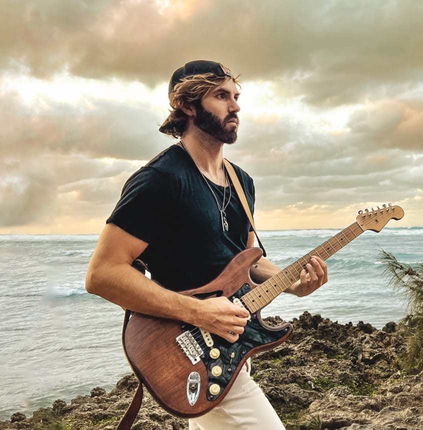 Mike Benn - Pro Guitar for your song - Hawaii | SoundBetter