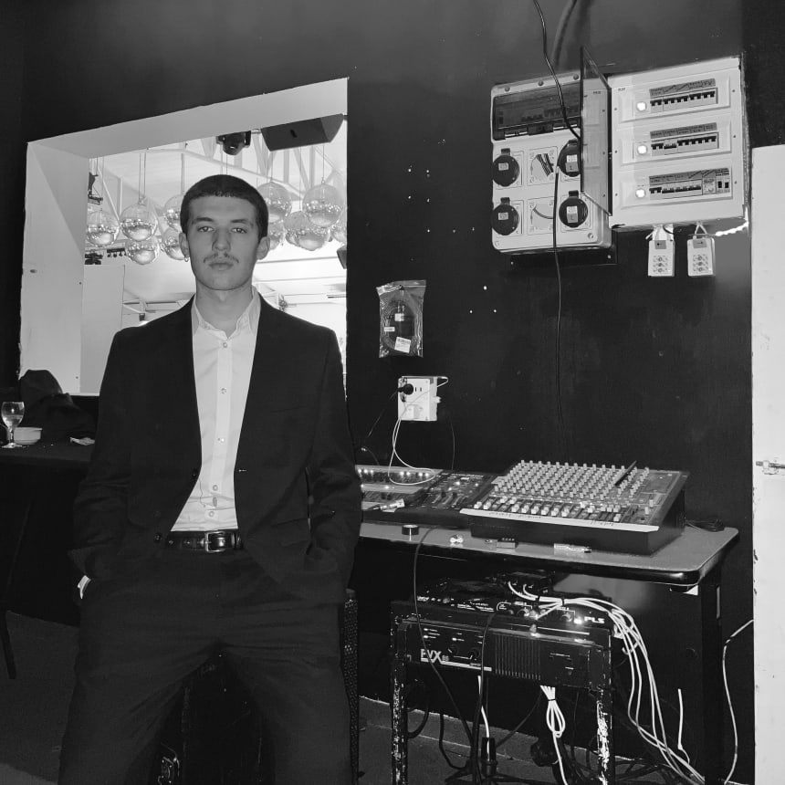 facuthea - DJ / Producer - Buenos Aires | SoundBetter