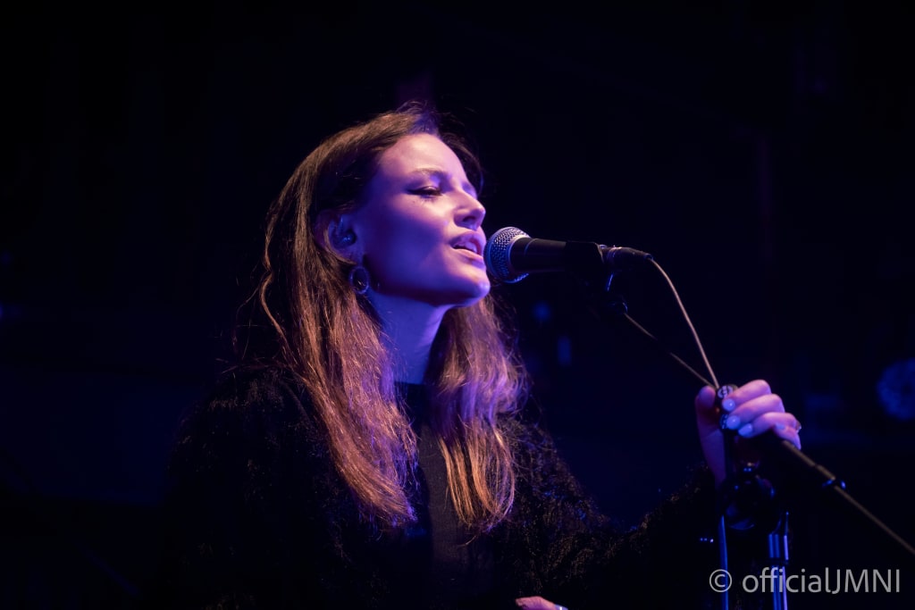 Katie Brown - Session Singer, Topliner - London | SoundBetter