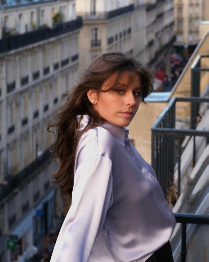 Emma Hoet - Singer, songwriter, topliner - Paris | SoundBetter