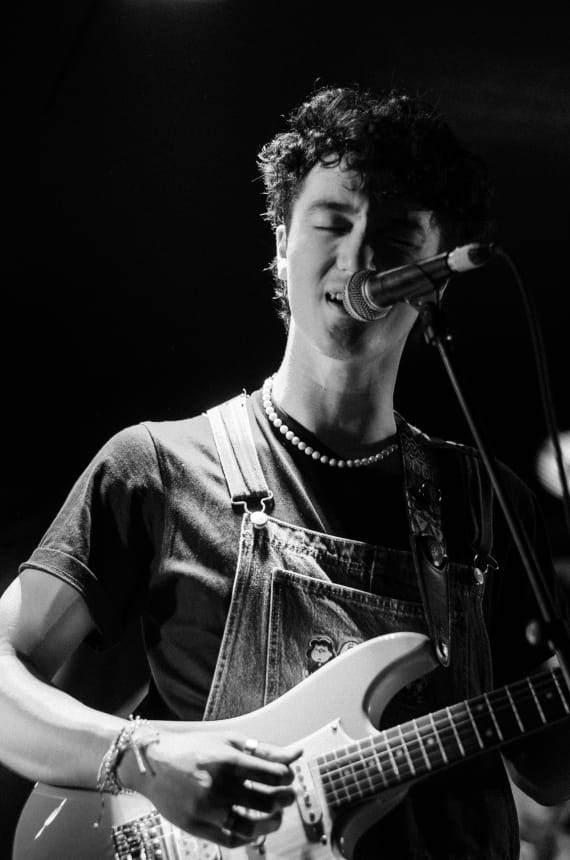 Sam Burgess - Singer, Songwriter, Producer - Edinburgh | SoundBetter