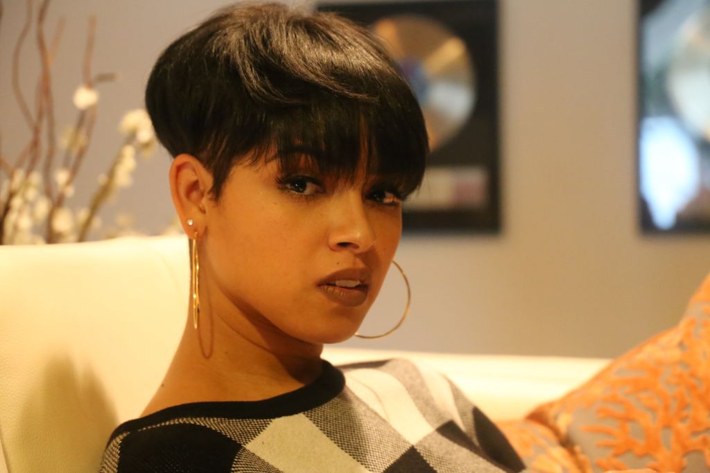 Rae - singer, songwriter - Los Angeles | SoundBetter