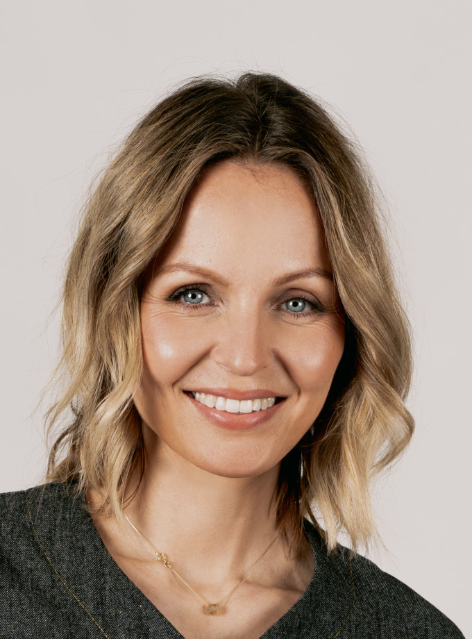 Abbey S | Female model | Source Models model agency | 222103