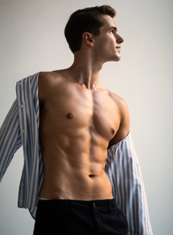 Adam R | Male model | Source Models model agency | 237627