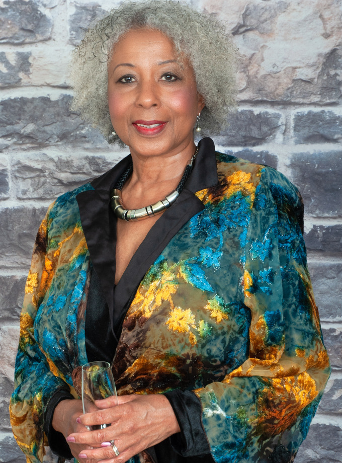 Angela Lewis W | Female model | Source Models model agency | 248303