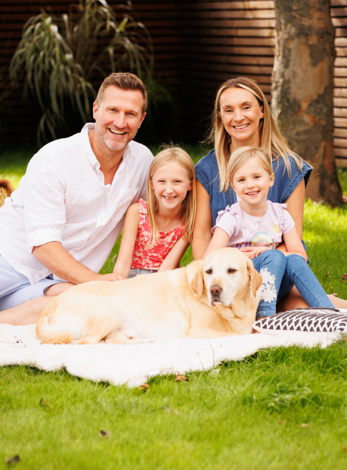 Bates Family | Speciality models | Source Models model agency | 262999