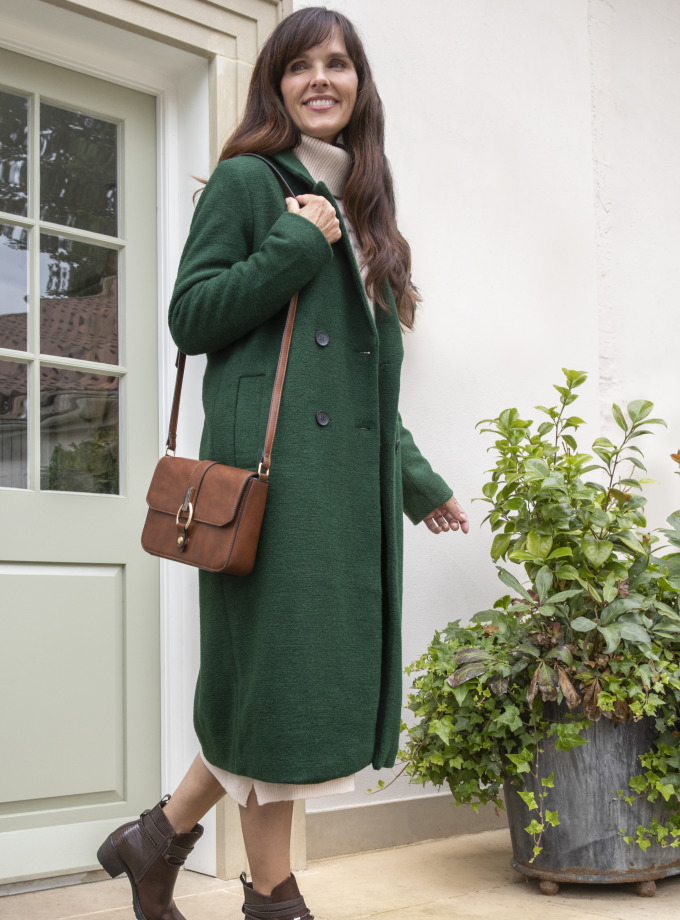 Becky G | Female model | Source Models model agency | 31747